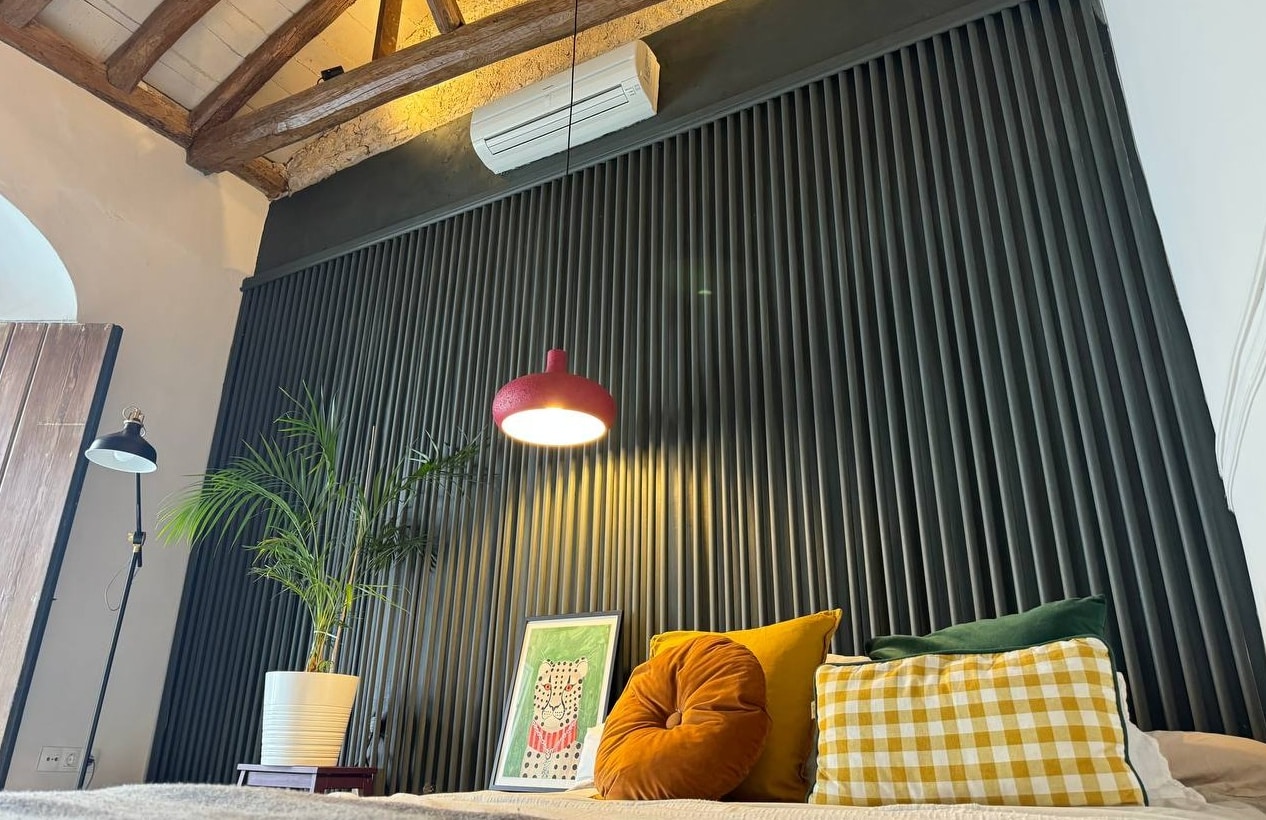Decora tu pared con listones de madera | Chalk Paint De Tiza