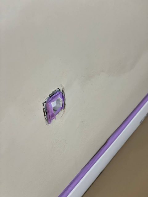 Cómo pintar un zócalo en la pared | Chalk Paint De Tiza